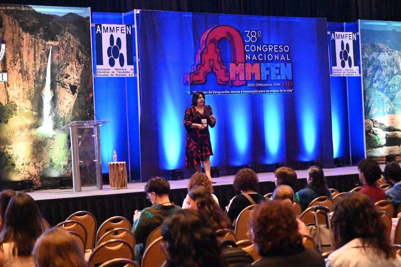 Concluye con éxito el 38º Congreso Nacional de la AMMFEN en la UACH