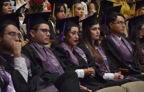 Celebra UACH Campus Juárez la graduación de la generación 2021–2025 de ...